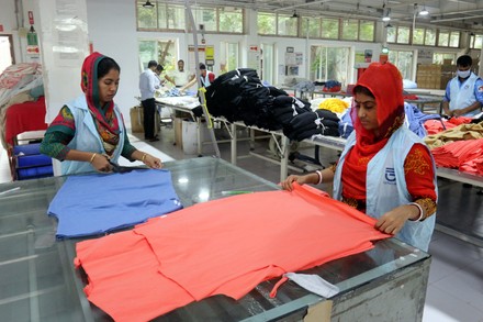 Bangladeshi Worker Works Fatullah Apparels Garment Editorial Stock ...