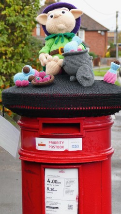 Seasonal Post Box Topper Hayden Road Editorial Stock Photo - Stock ...