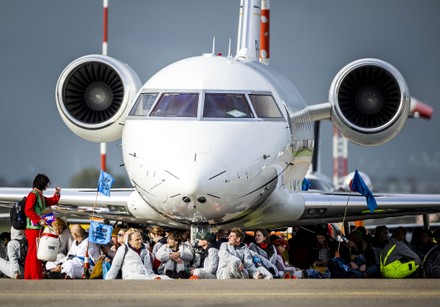 3,000 Wide body aircraft Stock Pictures, Editorial Images and Stock ...
