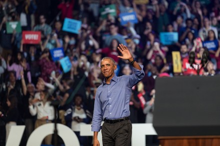 Barack Obama Speaks Liacouras Center Temple Editorial Stock Photo ...