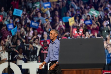 Barack Obama Speaks Liacouras Center Temple Editorial Stock Photo ...