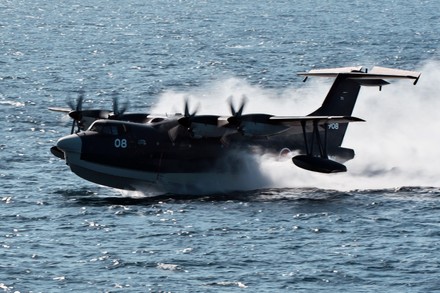 500 Amphibious aircraft Stock Pictures, Editorial Images and Stock ...