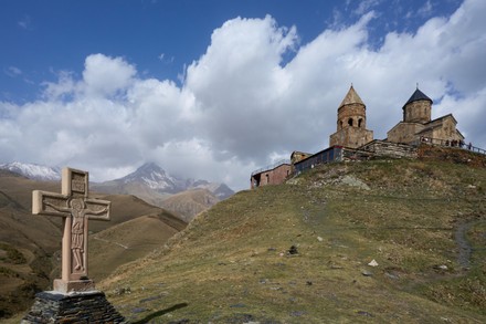 Cross Gergetier Trinity Church Gergeti Mountain Editorial Stock Photo ...