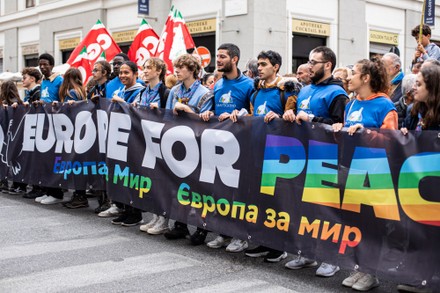 20,000 Peace in europe Stock Pictures, Editorial Images and Stock ...