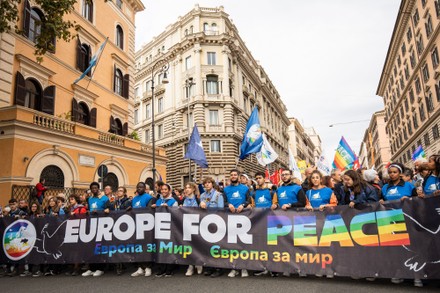 20,000 Peace in europe Stock Pictures, Editorial Images and Stock ...