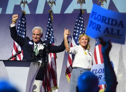 Democratic Gubernatorial Candidate Charlie Crist Stands Editorial Stock ...