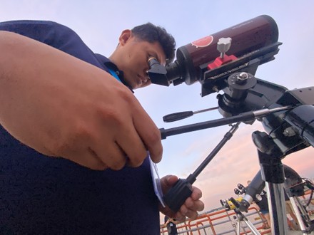 Filipino Sky Observer Uses Telescope View Editorial Stock Photo - Stock ...