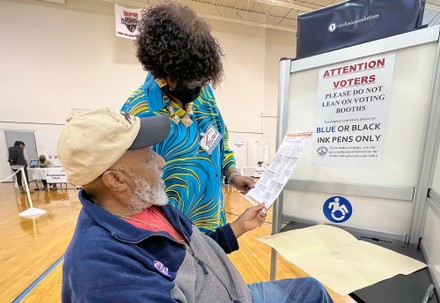 Community Center Open Voters Casting Their Editorial Stock Photo ...