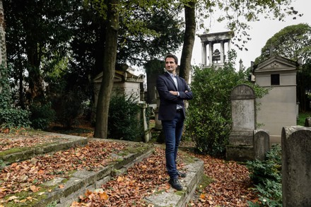 Benoit Gallot Curator Pariss Perelachaise Cemetery Editorial Stock ...