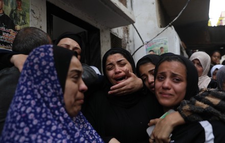 Mourners Carry Body Palestinian Mahdi Hashash Editorial Stock Photo ...