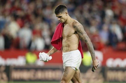 20,000 Spanish striker Stock Pictures, Editorial Images and Stock ...