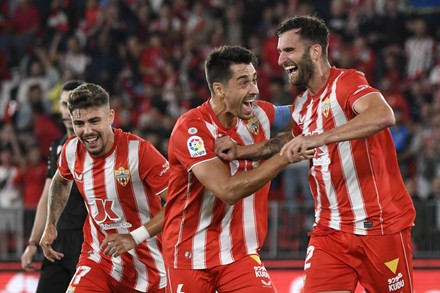 20,000 Spanish striker Stock Pictures, Editorial Images and Stock ...