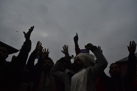 Hundreds Gujjar Bakerwal Members Holding Placards Editorial Stock Photo ...