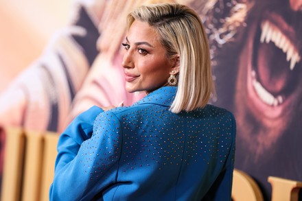 Saudi Model Roz Rawan Abdullah Abu Editorial Stock Photo - Stock Image ...