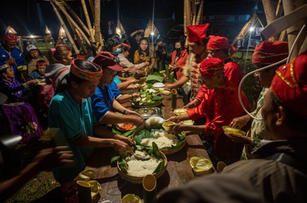 Residents Enjoy Food Together Molimbu Tradition Editorial Stock Photo ...