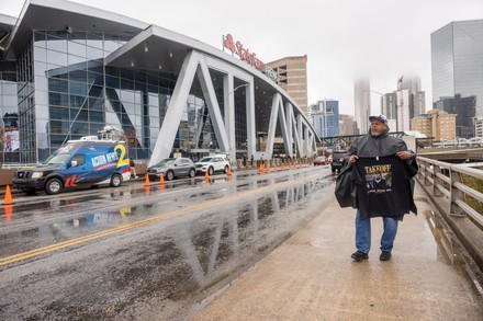 26 Takeoff statefarm arena Stock Pictures, Editorial Images and Stock ...