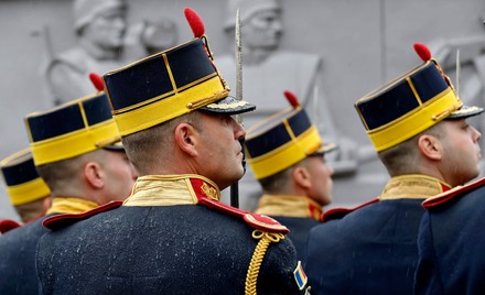 Romanian Honor Guard Soldiers Stand Still Editorial Stock Photo - Stock ...