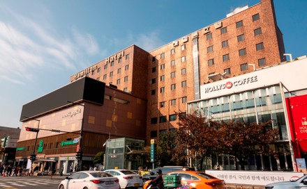 Hamilton Hotel Hamilton Hotel Itaewon District Editorial Stock Photo ...