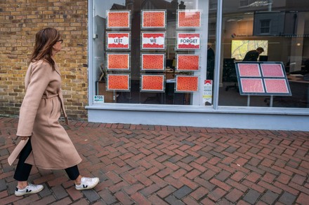 Estate Agent Window Wimbledon South West Editorial Stock Photo - Stock ...