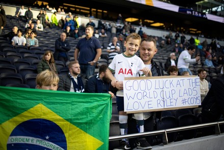 Tottenham Hotspur Supporters Cheer Ahead English Editorial Stock Photo ...