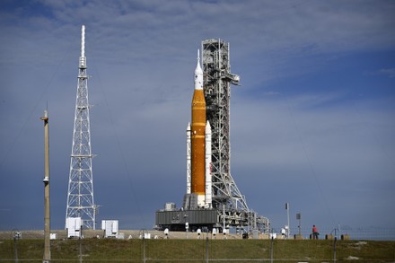 2,000 Launch stand Stock Pictures, Editorial Images and Stock Photos ...