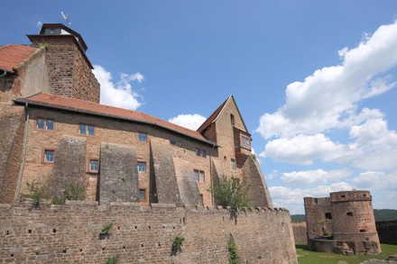 Breuberg Castle Fortress Bulwark Tower Castle Editorial Stock Photo ...