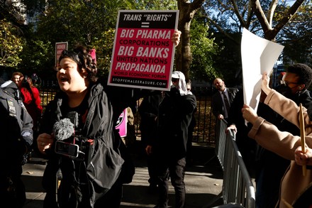 Counter Protesters Transgender Rights Demonstrate Stop Editorial Stock ...