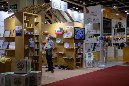 Buyer Visits Booth Selling Kitchenware Made Editorial Stock Photo ...