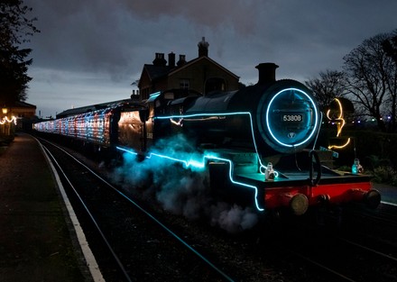 Illuminated 7f No 53808 Steam Locomotive Editorial Stock Photo - Stock ...