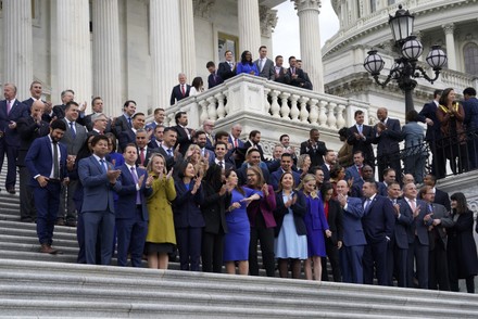 __COUNT__ 118th Congress Member-Elect class photo - Washington, United ...