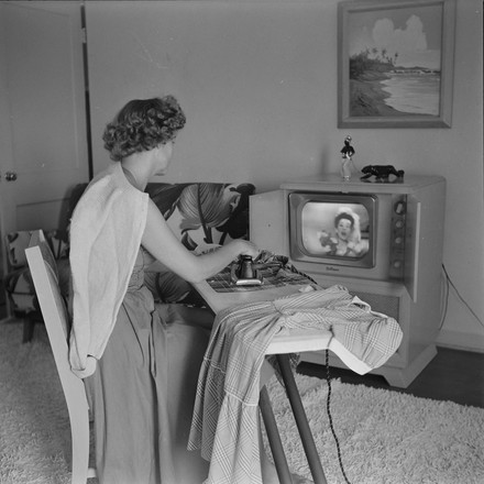 65 1950s homemaker Stock Pictures, Editorial Images and Stock Photos ...