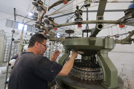 20,000 Factory work Stock Pictures, Editorial Images and Stock Photos ...