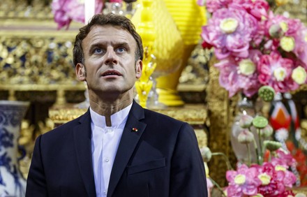Frances President Emmanuel Macron Signs Golden Editorial Stock Photo ...