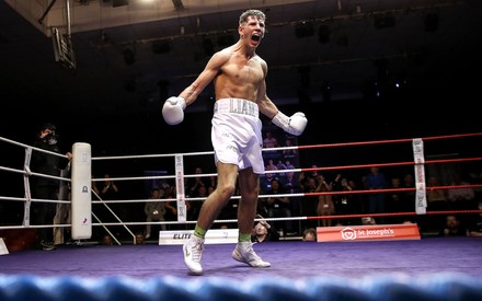 Daniel Osullivan Vs Dale Arrowsmith Daniel Editorial Stock Photo ...