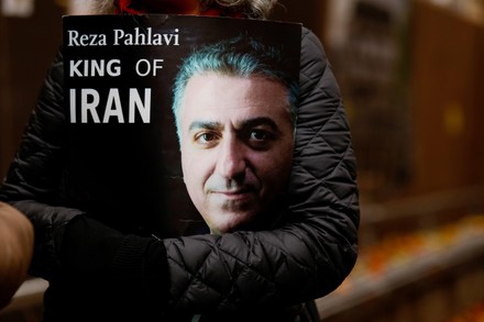 Protester Seen Photo Reza Pahlavi Son Editorial Stock Photo - Stock ...