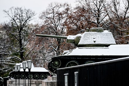 Snow Covered T34 Tanks Soviet War Editorial Stock Photo - Stock Image ...