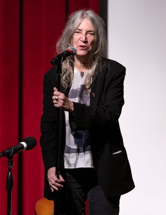 Singersongwriter Patti Smith Performs During Evening Editorial Stock ...