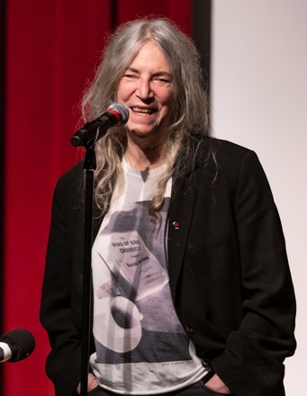 Singersongwriter Patti Smith Performs During Evening Editorial Stock ...