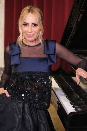 Singer Marta Sanchez Poses During Portrait Editorial Stock Photo ...