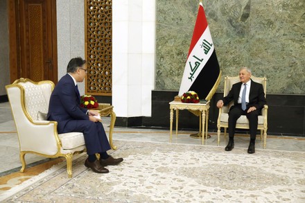 Iraqi President Abdul Latif Rashid Receives Editorial Stock Photo ...