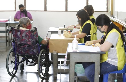 Malaysian Voter Wheel Chair Cast Her Editorial Stock Photo - Stock ...