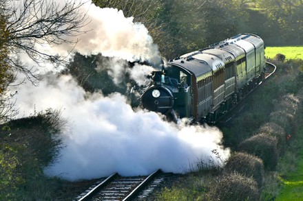 5526 Gwr 262t Polar Express Steam Editorial Stock Photo - Stock Image ...