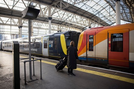 250 Go service station Stock Pictures, Editorial Images and Stock ...