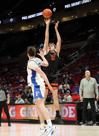Oregon State Beavers Forward Tyler Bilodeau Editorial Stock Photo ...
