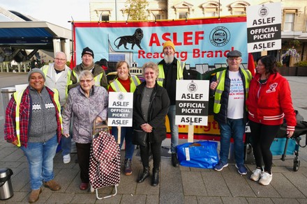 Aslef Members Pose Passing General Public Editorial Stock Photo - Stock ...