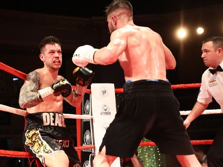 Dean Sutherland V Louis Greene Commonwealth Editorial Stock Photo ...