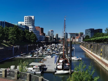 250 Mooring tower Stock Pictures, Editorial Images and Stock Photos ...