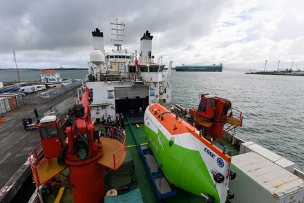 Chinas Research Vessel Tansuoyihao Loaded Human Editorial Stock Photo ...