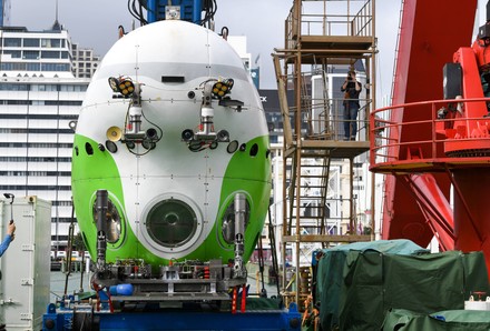 Chinas Research Vessel Tansuoyihao Loaded Human Editorial Stock Photo ...