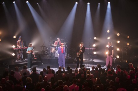 dexys filming concert sky arts here outernet stock fotografie ...